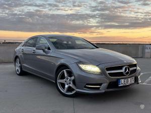 Pelēks Mercedes-Benz CLS 350 2012 Viļņa, ar dzinēja tilpumu 2.99 L un nobraukumu 350 tūkst. km par 10350 €, foto 3 vietnē AUTOMOTO.COM.LV