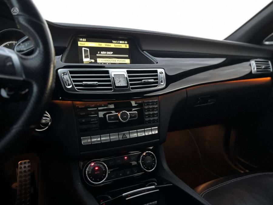 Pelēks Mercedes-Benz CLS 350 2012 Viļņa, ar dzinēja tilpumu 2.99 L un nobraukumu 350 tūkst. km par 10350 €, foto 20 vietnē AUTOMOTO.COM.LV