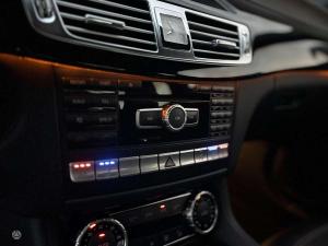 Pelēks Mercedes-Benz CLS 350 2012 Viļņa, ar dzinēja tilpumu 2.99 L un nobraukumu 350 tūkst. km par 10350 €, foto 25 vietnē AUTOMOTO.COM.LV
