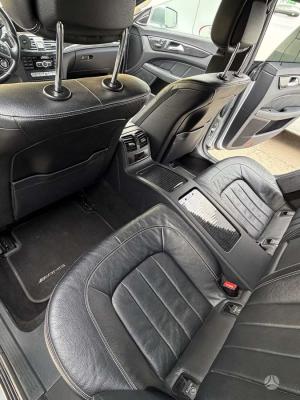 Grey Mercedes-Benz CLS 350 2012 in Visaginas, with an engine capacity of 2.99 L and mileage of 285 thousand km for 12000 €, photo 10 on AUTOMOTO.COM.LV