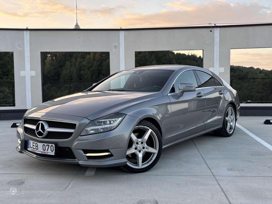 Pelēks Mercedes-Benz CLS 350 2012 Viļņa, ar dzinēja tilpumu 2.99 L un nobraukumu 350 tūkst. km par 10650 €, foto 3 vietnē AUTOMOTO.COM.LV