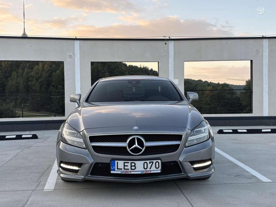 Pelēks Mercedes-Benz CLS 350 2012 Viļņa, ar dzinēja tilpumu 2.99 L un nobraukumu 350 tūkst. km par 10650 €, foto 5 vietnē AUTOMOTO.COM.LV