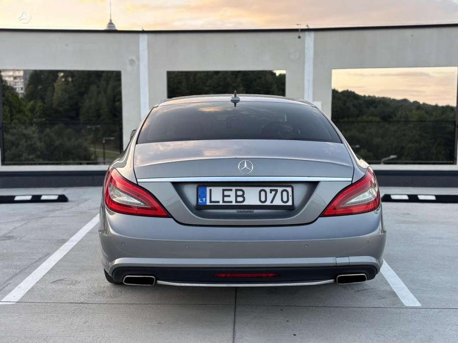 Pelēks Mercedes-Benz CLS 350 2012 Viļņa, ar dzinēja tilpumu 2.99 L un nobraukumu 350 tūkst. km par 10650 €, foto 10 vietnē AUTOMOTO.COM.LV