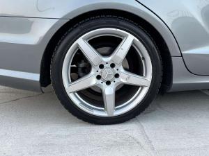Grey Mercedes-Benz CLS 350 2012 in Vilnius, with an engine capacity of 2.99 L and mileage of 350 thousand km for 10650 €, photo 13 on AUTOMOTO.COM.LV