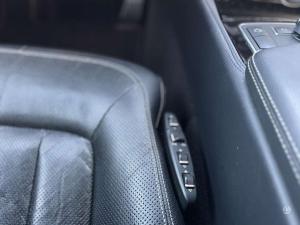 Grey Mercedes-Benz CLS 350 2012 in Vilnius, with an engine capacity of 2.99 L and mileage of 350 thousand km for 10650 €, photo 21 on AUTOMOTO.COM.LV