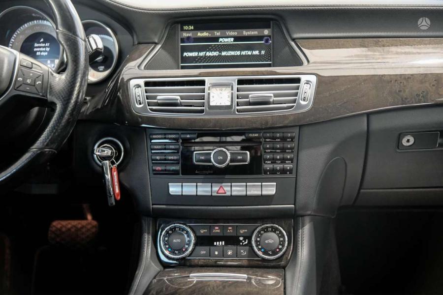 Grey Mercedes-Benz CLS 350 2012 in Kaunas, with an engine capacity of 3.00 L and mileage of 280 thousand km for 10900 €, photo 11 on AUTOMOTO.COM.LV