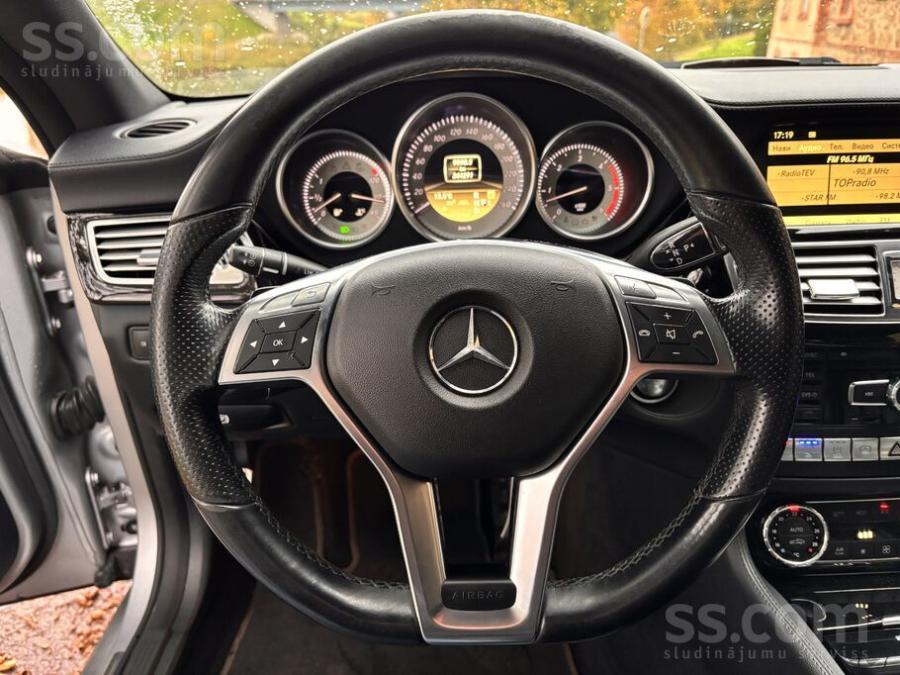 Grey Mercedes-Benz CLS 350 2012 in Bauska, with an engine capacity of 3.00 L and mileage of 344 thousand km for 7500 €, photo 14 on AUTOMOTO.COM.LV
