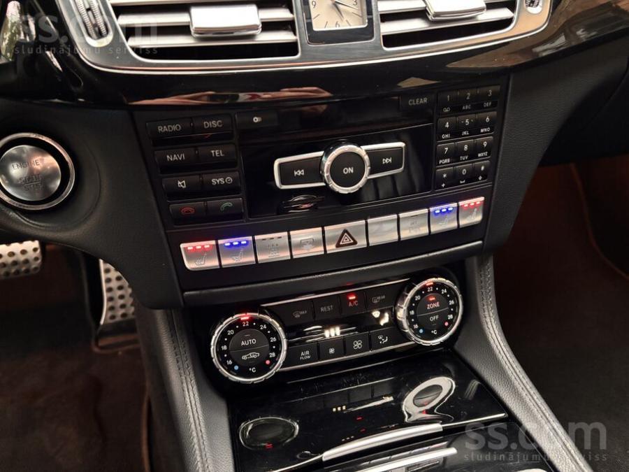 Grey Mercedes-Benz CLS 350 2012 in Bauska, with an engine capacity of 3.00 L and mileage of 344 thousand km for 7500 €, photo 16 on AUTOMOTO.COM.LV