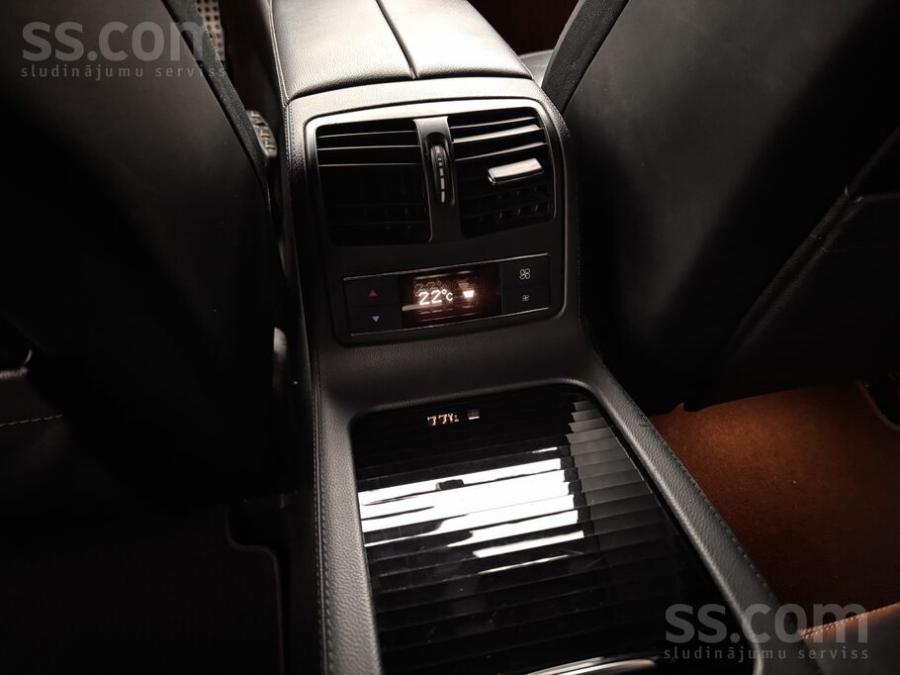 Grey Mercedes-Benz CLS 350 2012 in Bauska, with an engine capacity of 3.00 L and mileage of 344 thousand km for 7500 €, photo 24 on AUTOMOTO.COM.LV
