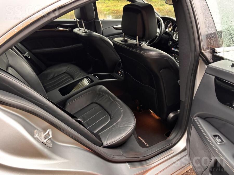 Grey Mercedes-Benz CLS 350 2012 in Bauska, with an engine capacity of 3.00 L and mileage of 344 thousand km for 7500 €, photo 25 on AUTOMOTO.COM.LV