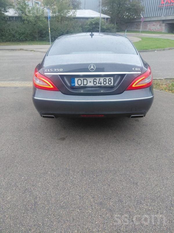 Pelēks Mercedes-Benz CLS 350 2013 Rīga, ar dzinēja tilpumu 3.00 L un nobraukumu 222 tūkst. km par 13500 €, foto 3 vietnē AUTOMOTO.COM.LV