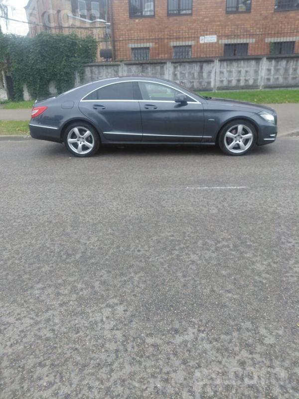 Pelēks Mercedes-Benz CLS 350 2013 Rīga, ar dzinēja tilpumu 3.00 L un nobraukumu 222 tūkst. km par 13500 €, foto 4 vietnē AUTOMOTO.COM.LV
