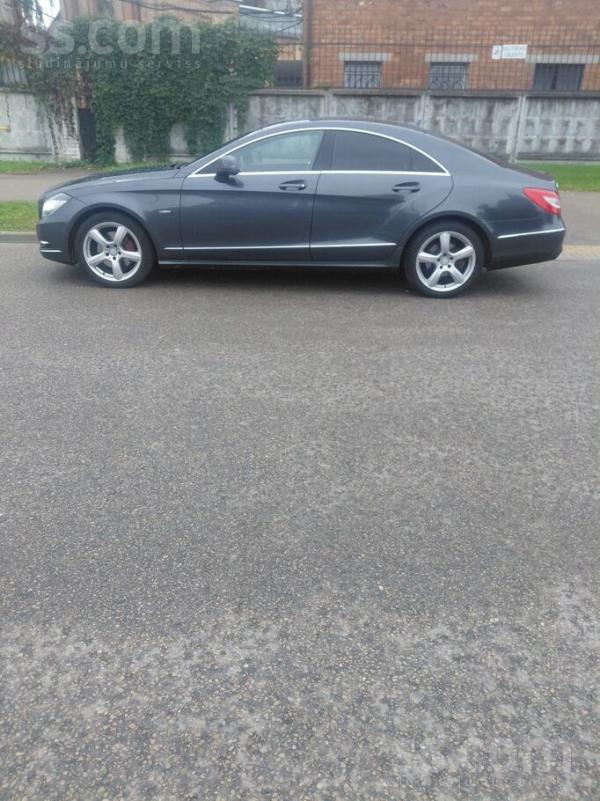 Pelēks Mercedes-Benz CLS 350 2013 Rīga, ar dzinēja tilpumu 3.00 L un nobraukumu 222 tūkst. km par 13500 €, foto 5 vietnē AUTOMOTO.COM.LV