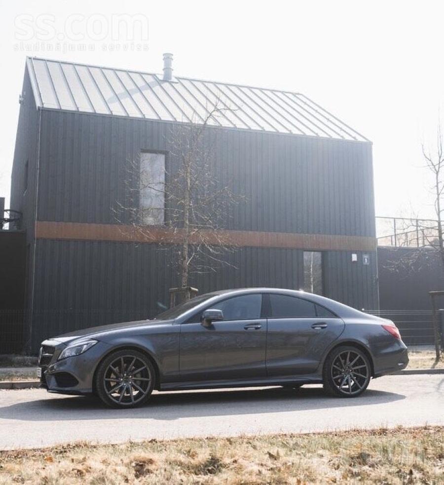 Pelēks Mercedes-Benz CLS 350 2014 Ogre, ar dzinēja tilpumu 3.00 L un nobraukumu 240 tūkst. km par 24000 €, foto 9 vietnē AUTOMOTO.COM.LV