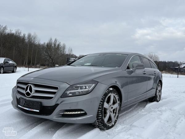 Pelēks Mercedes-Benz CLS 350 2013 Kauņa, ar dzinēja tilpumu 3.00 L un nobraukumu 310 tūkst. km par 9700 €, foto 1 vietnē AUTOMOTO.COM.LV