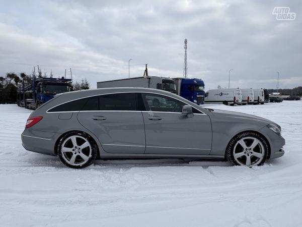 Pelēks Mercedes-Benz CLS 350 2013 Kauņa, ar dzinēja tilpumu 3.00 L un nobraukumu 310 tūkst. km par 9700 €, foto 5 vietnē AUTOMOTO.COM.LV