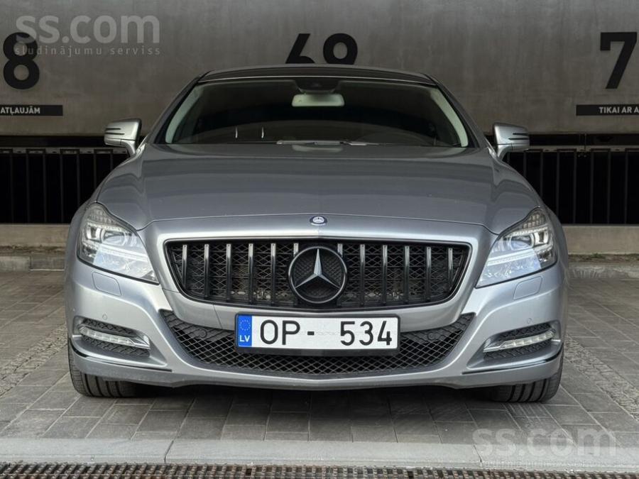 Pelēks Mercedes-Benz CLS 350 2013 Rīga, ar dzinēja tilpumu 3.00 L un nobraukumu 242 tūkst. km par 8790 €, foto 3 vietnē AUTOMOTO.COM.LV
