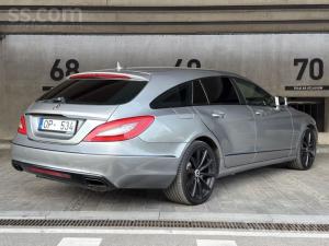 Pelēks Mercedes-Benz CLS 350 2013 Rīga, ar dzinēja tilpumu 3.00 L un nobraukumu 242 tūkst. km par 8790 €, foto 5 vietnē AUTOMOTO.COM.LV