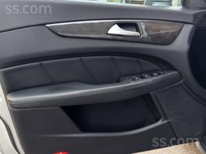 Pelēks Mercedes-Benz CLS 350 2013 Rīga, ar dzinēja tilpumu 3.00 L un nobraukumu 242 tūkst. km par 8790 €, foto 14 vietnē AUTOMOTO.COM.LV