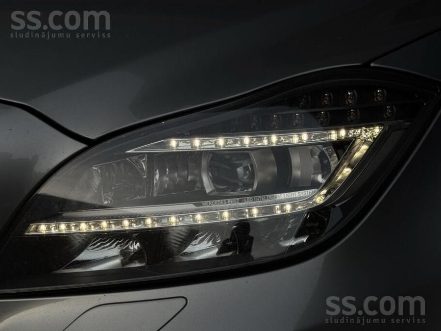 Pelēks Mercedes-Benz CLS 350 2013 Rīga, ar dzinēja tilpumu 3.00 L un nobraukumu 242 tūkst. km par 8790 €, foto 33 vietnē AUTOMOTO.COM.LV