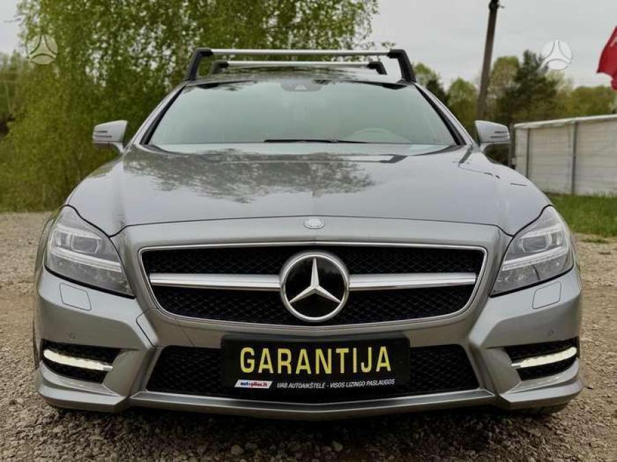 Grey Mercedes-Benz CLS 350 2013 in Siauliai, with an engine capacity of 2.99 L and mileage of 272 thousand km for 13750 €, photo 6 on AUTOMOTO.COM.LV