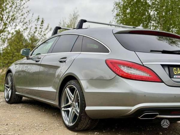 Grey Mercedes-Benz CLS 350 2013 in Siauliai, with an engine capacity of 2.99 L and mileage of 272 thousand km for 13750 €, photo 7 on AUTOMOTO.COM.LV