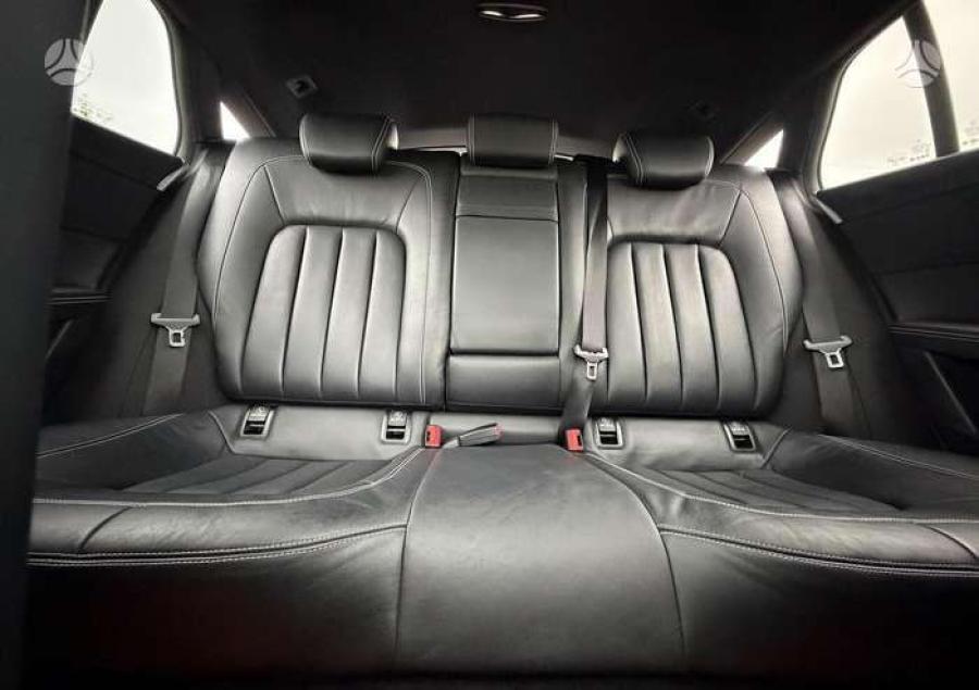Grey Mercedes-Benz CLS 350 2013 in Siauliai, with an engine capacity of 2.99 L and mileage of 272 thousand km for 13750 €, photo 29 on AUTOMOTO.COM.LV