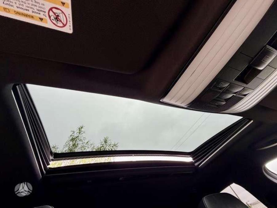 Grey Mercedes-Benz CLS 350 2013 in Siauliai, with an engine capacity of 2.99 L and mileage of 272 thousand km for 13750 €, photo 31 on AUTOMOTO.COM.LV