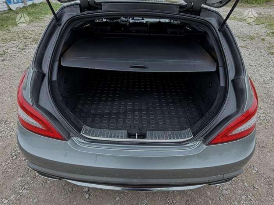 Grey Mercedes-Benz CLS 350 2013 in Siauliai, with an engine capacity of 2.99 L and mileage of 272 thousand km for 13750 €, photo 39 on AUTOMOTO.COM.LV