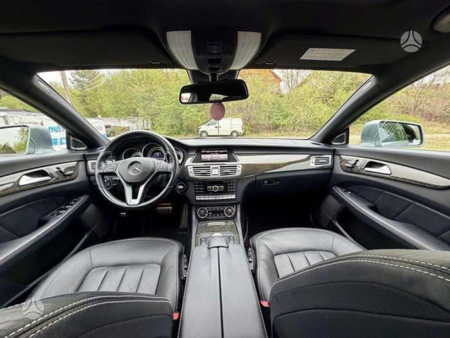 Pelēks Mercedes-Benz CLS 350 2013 Šauļi, ar dzinēja tilpumu 2.99 L un nobraukumu 272 tūkst. km par 13750 €, foto 24 vietnē AUTOMOTO.COM.LV