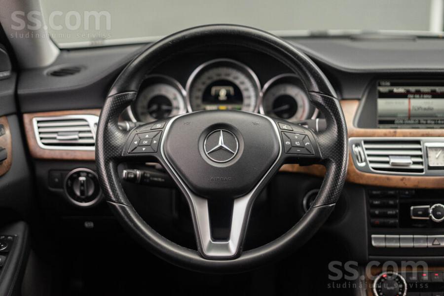 Серый Мерседес ЦЛС 350 2013 в Рига, объемом двигателя 3.00 л и пробегом 236 тыс. км за 12990 €, фото 15 на AUTOMOTO.COM.LV