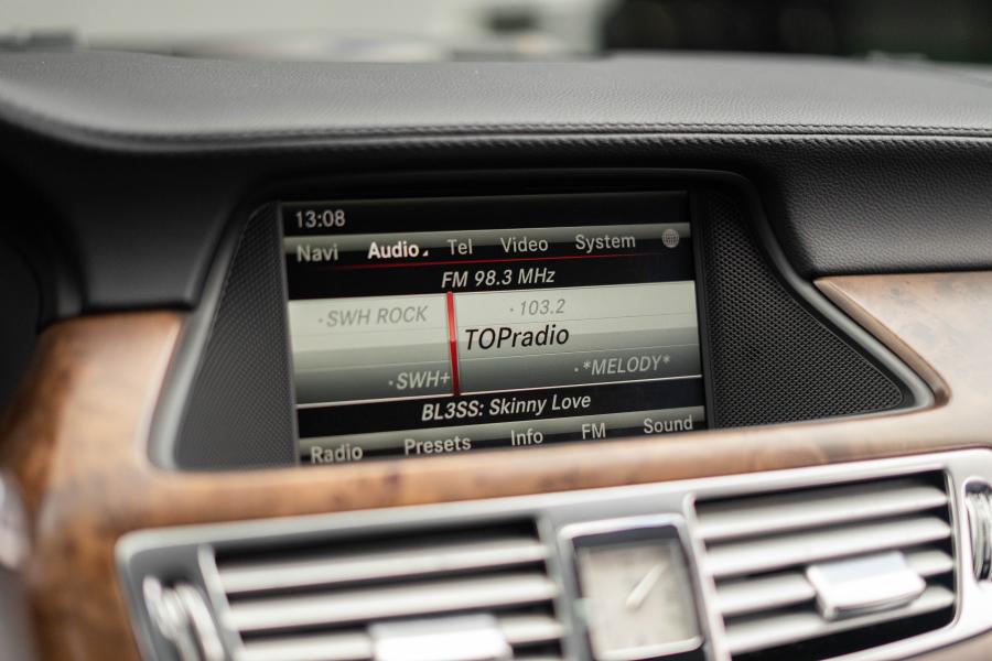 Grey Mercedes-Benz CLS 350 2013 in Riga, with an engine capacity of 3.00 L and mileage of 236 thousand km for 12990 €, photo 20 on AUTOMOTO.COM.LV