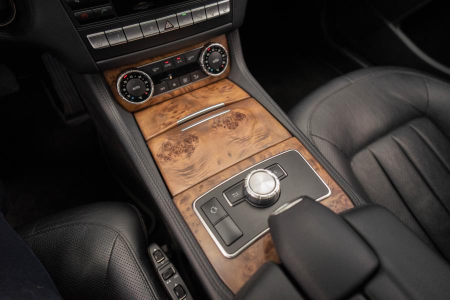 Grey Mercedes-Benz CLS 350 2013 in Riga, with an engine capacity of 3.00 L and mileage of 236 thousand km for 12990 €, photo 24 on AUTOMOTO.COM.LV