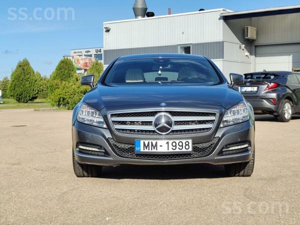 Серый Мерседес ЦЛС 350 2013 в Рига, объемом двигателя 3.00 л и пробегом 292 тыс. км за 12500 €, фото 5 на AUTOMOTO.COM.LV