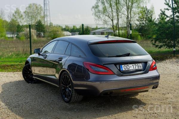 Pelēks Mercedes-Benz CLS 350 2015 Rīga, ar dzinēja tilpumu 3.00 L un nobraukumu 0 tūkst. km par 18990 €, foto 4 vietnē AUTOMOTO.COM.LV