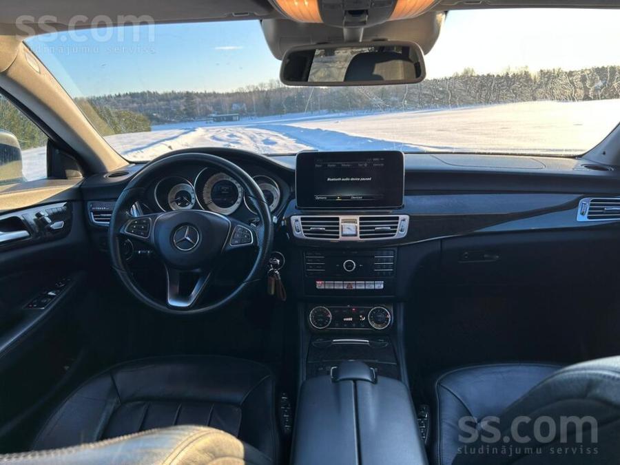 Pelēks Mercedes-Benz CLS 350 2015 Ogre, ar dzinēja tilpumu 3.00 L un nobraukumu 259 tūkst. km par 13200 €, foto 6 vietnē AUTOMOTO.COM.LV