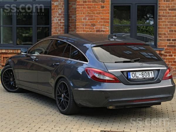 Grey Mercedes-Benz CLS 350 2015 in Riga, with an engine capacity of 3.00 L and mileage of 263 thousand km for 14870 €, photo 6 on AUTOMOTO.COM.LV