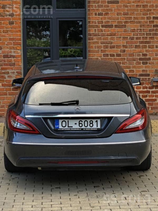 Grey Mercedes-Benz CLS 350 2015 in Riga, with an engine capacity of 3.00 L and mileage of 263 thousand km for 14870 €, photo 7 on AUTOMOTO.COM.LV