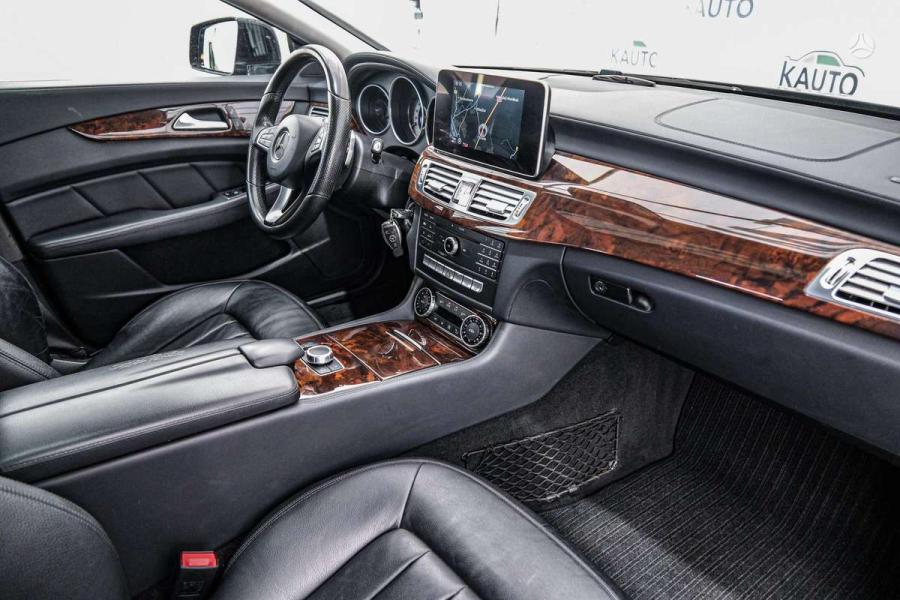 Серый Мерседес ЦЛС 350 2015 в Каунас, объемом двигателя 3.00 л и пробегом 248 тыс. км за 17390 €, фото 12 на AUTOMOTO.COM.LV