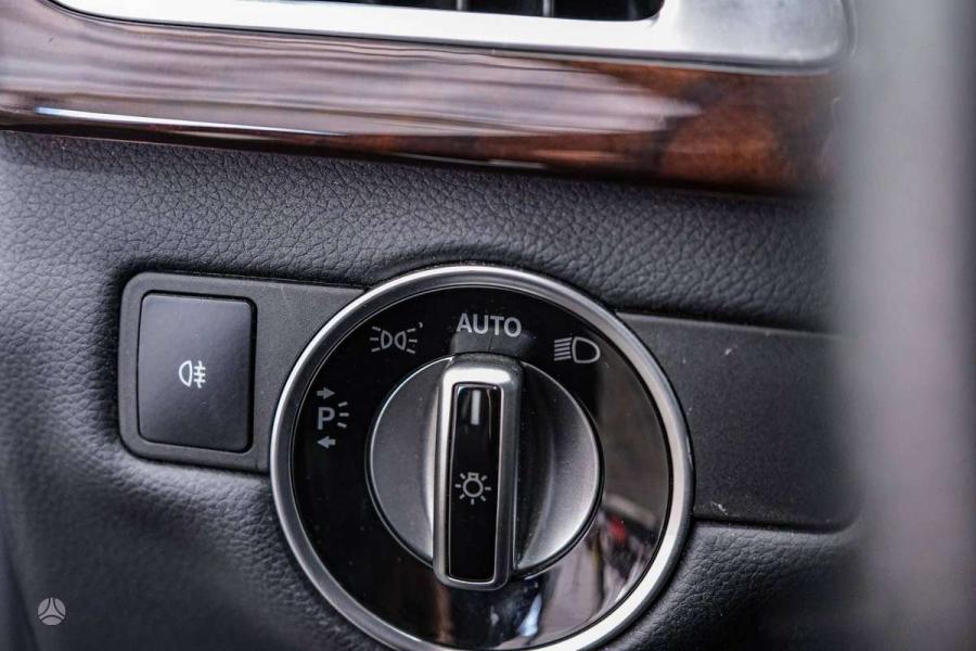 Серый Мерседес ЦЛС 350 2015 в Каунас, объемом двигателя 3.00 л и пробегом 248 тыс. км за 17390 €, фото 19 на AUTOMOTO.COM.LV