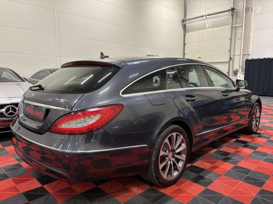 Pelēks Mercedes-Benz CLS 350 2015 Viļņa, ar dzinēja tilpumu 2.99 L un nobraukumu 289 tūkst. km par 13990 €, foto 5 vietnē AUTOMOTO.COM.LV