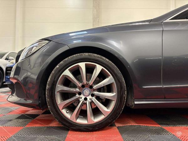 Pelēks Mercedes-Benz CLS 350 2015 Viļņa, ar dzinēja tilpumu 2.99 L un nobraukumu 289 tūkst. km par 13990 €, foto 10 vietnē AUTOMOTO.COM.LV