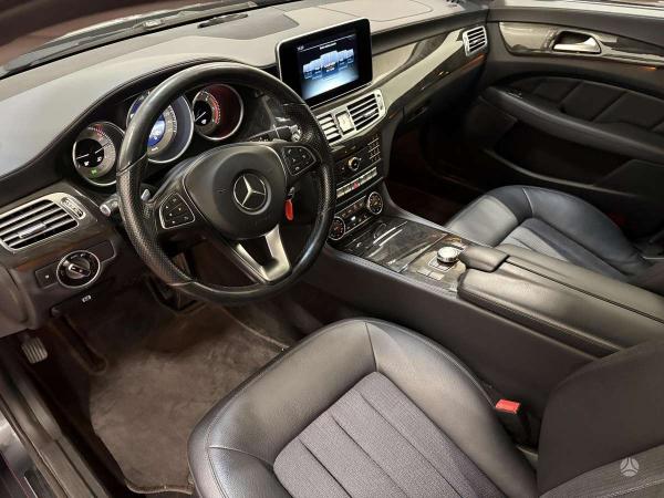 Pelēks Mercedes-Benz CLS 350 2015 Viļņa, ar dzinēja tilpumu 2.99 L un nobraukumu 289 tūkst. km par 13990 €, foto 11 vietnē AUTOMOTO.COM.LV