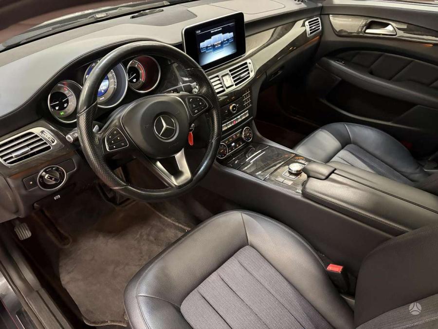 Pelēks Mercedes-Benz CLS 350 2015 Viļņa, ar dzinēja tilpumu 2.99 L un nobraukumu 289 tūkst. km par 13990 €, foto 11 vietnē AUTOMOTO.COM.LV