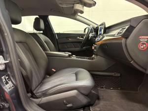 Pelēks Mercedes-Benz CLS 350 2015 Viļņa, ar dzinēja tilpumu 2.99 L un nobraukumu 289 tūkst. km par 13990 €, foto 17 vietnē AUTOMOTO.COM.LV