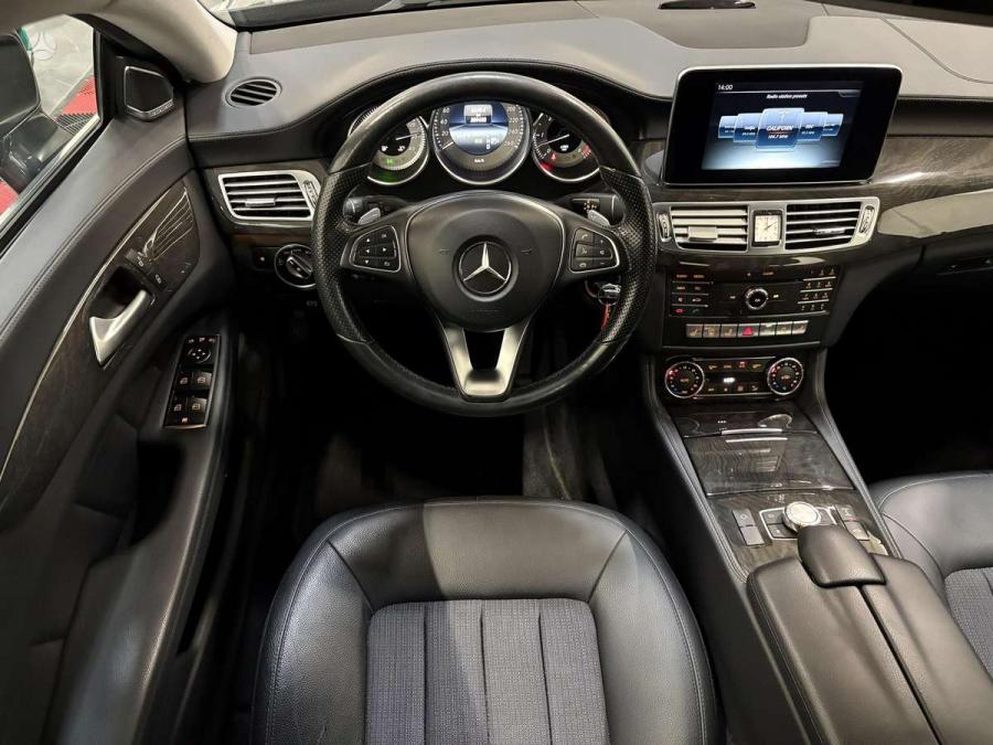 Pelēks Mercedes-Benz CLS 350 2015 Viļņa, ar dzinēja tilpumu 2.99 L un nobraukumu 289 tūkst. km par 13990 €, foto 19 vietnē AUTOMOTO.COM.LV