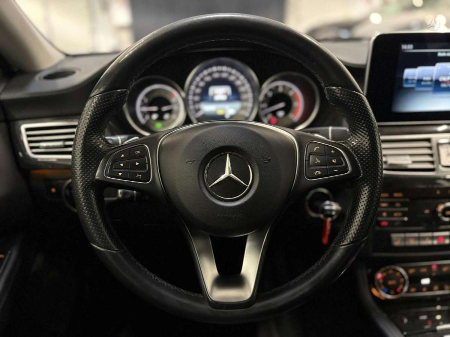 Pelēks Mercedes-Benz CLS 350 2015 Viļņa, ar dzinēja tilpumu 2.99 L un nobraukumu 289 tūkst. km par 13990 €, foto 20 vietnē AUTOMOTO.COM.LV