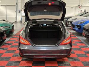 Pelēks Mercedes-Benz CLS 350 2015 Viļņa, ar dzinēja tilpumu 2.99 L un nobraukumu 289 tūkst. km par 13990 €, foto 30 vietnē AUTOMOTO.COM.LV