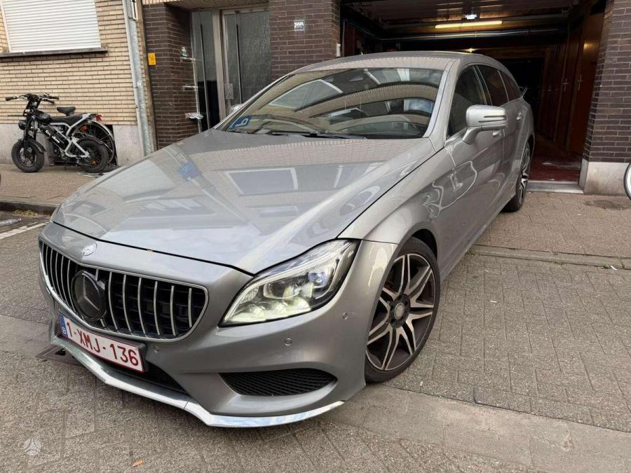 Pelēks Mercedes-Benz CLS 350 2016 Utena, ar dzinēja tilpumu 2.99 L un nobraukumu 221 tūkst. km par 13700 €, foto 1 vietnē AUTOMOTO.COM.LV