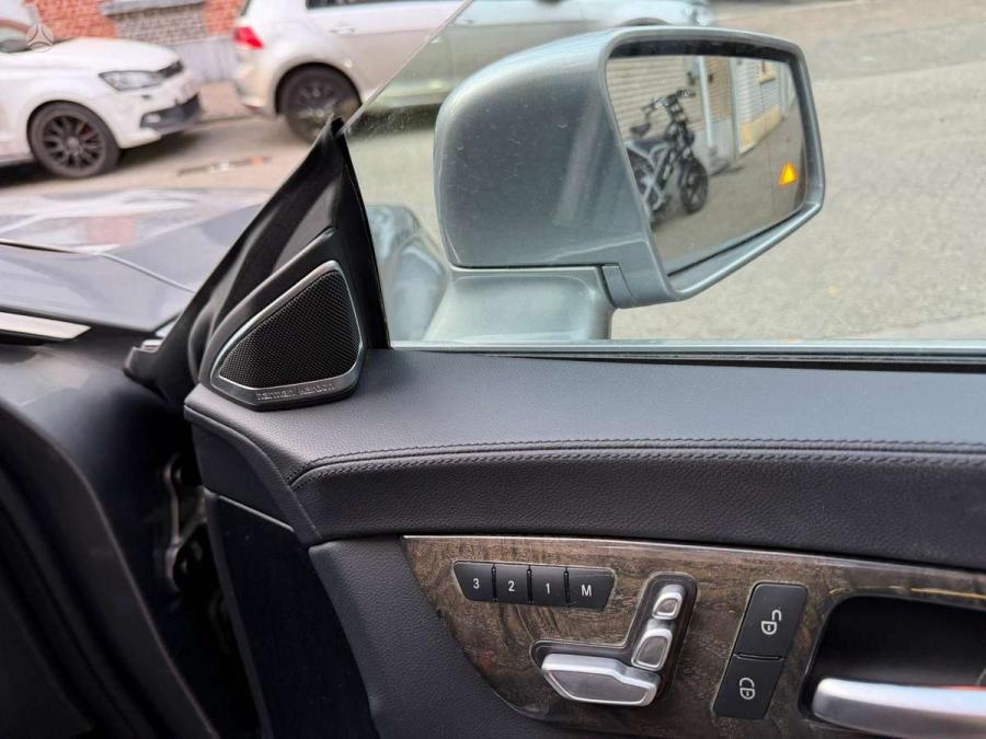 Pelēks Mercedes-Benz CLS 350 2016 Utena, ar dzinēja tilpumu 2.99 L un nobraukumu 221 tūkst. km par 13700 €, foto 9 vietnē AUTOMOTO.COM.LV